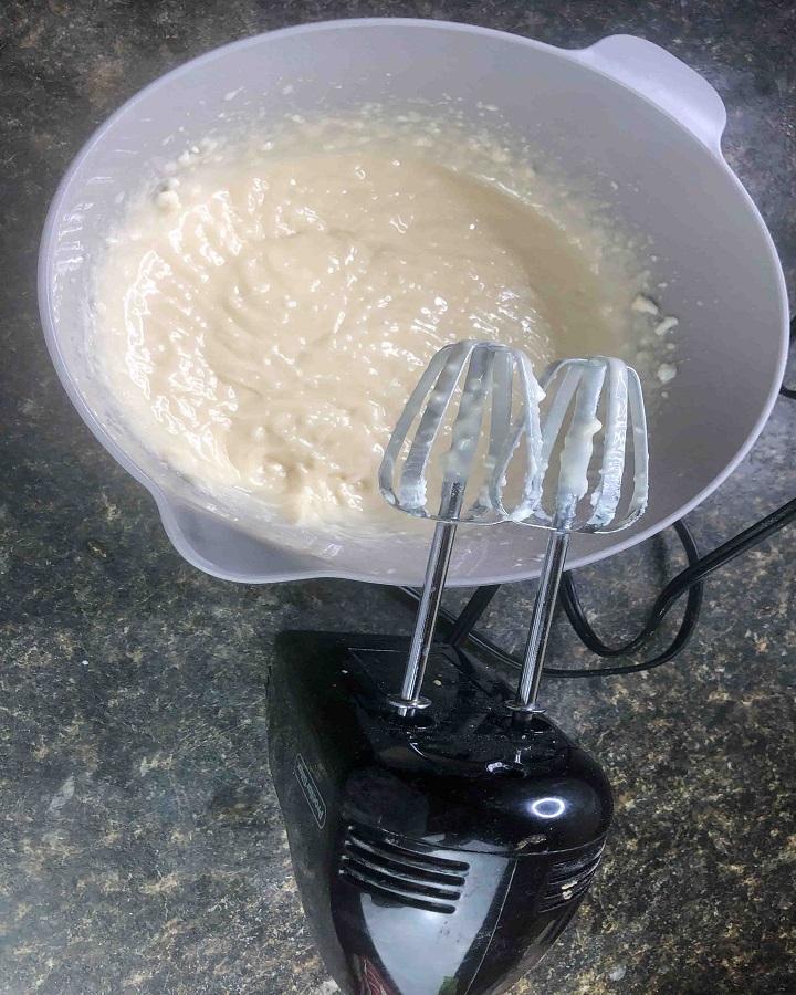 Homemade Pan Release (Baking Spray) - The Duchez Kitchen